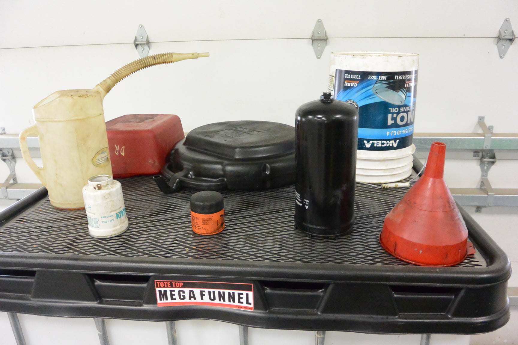 Tote-Top Mega Funnel